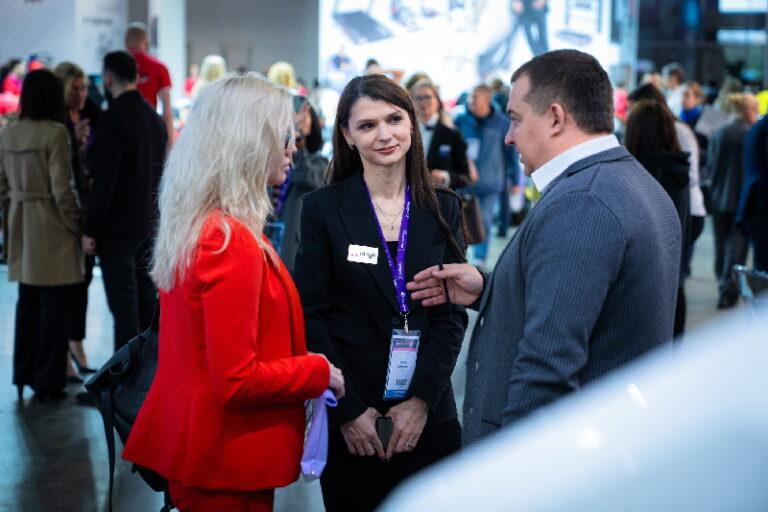 Magic Lasers на международной выставке-форуме эстетической медицины INTERCHARM Professional 2025 ...